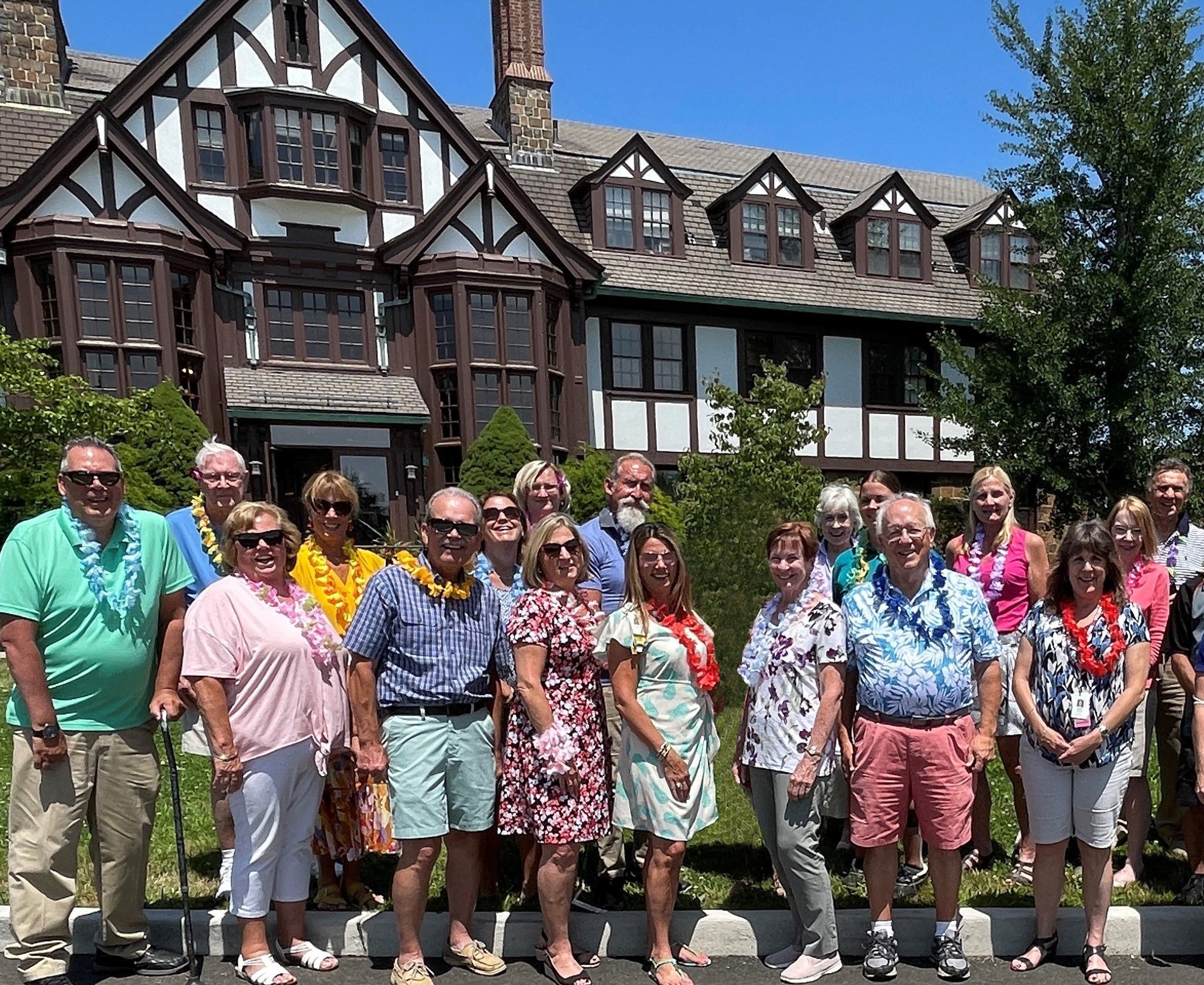 Become a Gaylord Volunteer | Make a Difference in Your Community